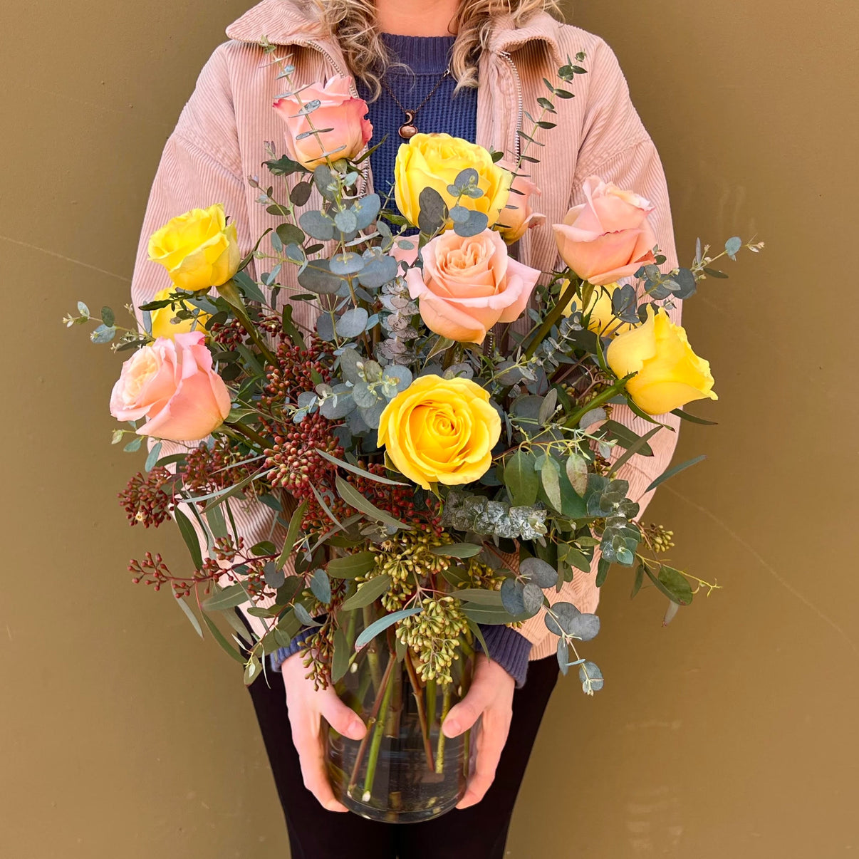 Classic Dozen Roses & The English Garden